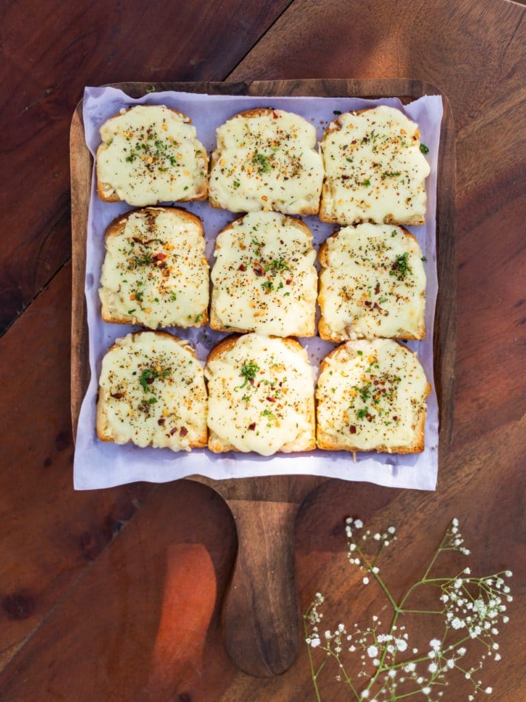 'Lyburn Gold' & pale ale rarebit with cauliflower - laffinage.co.uk